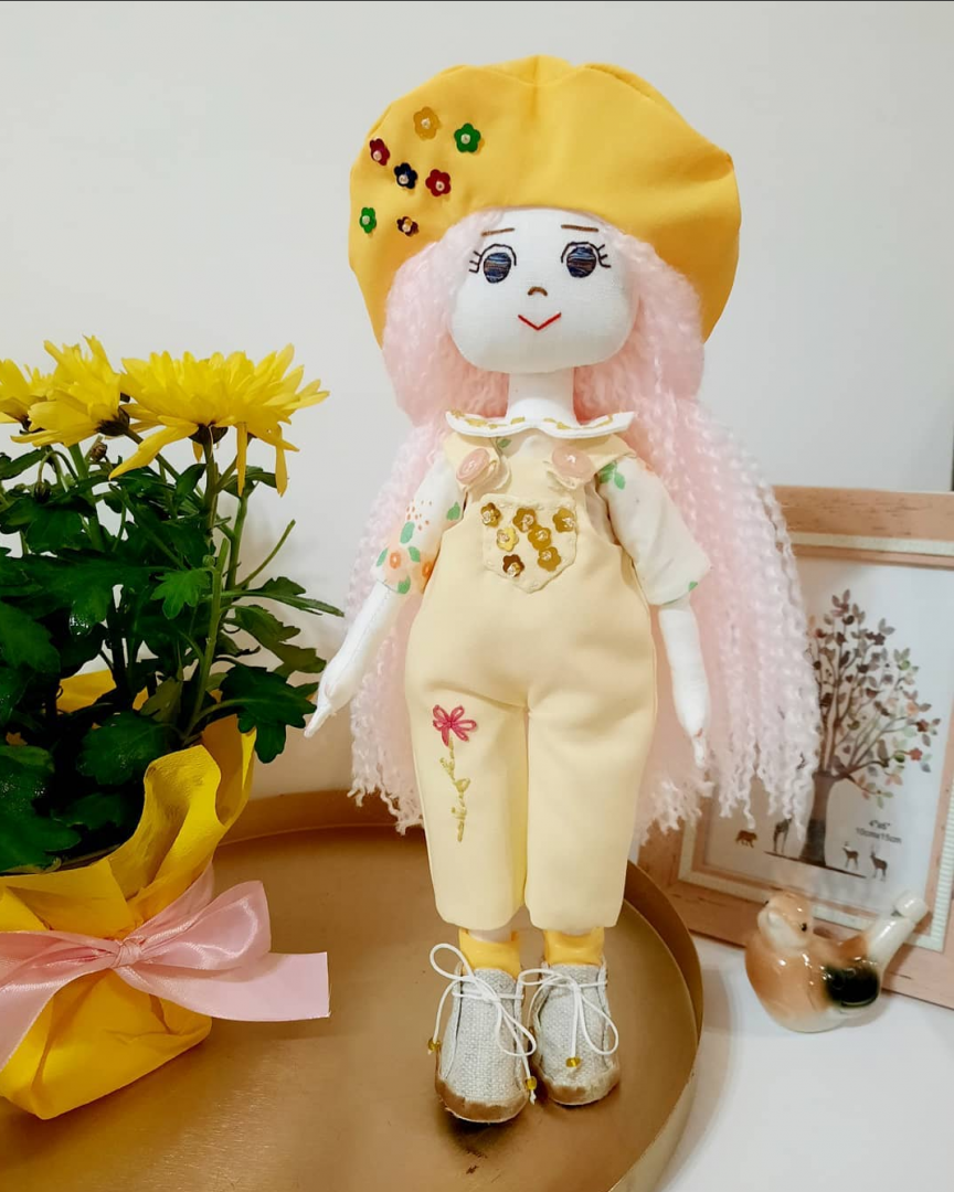 Elena Ceban creează păpuși drăgălașe, de care copiii se îndrăgostesc ...